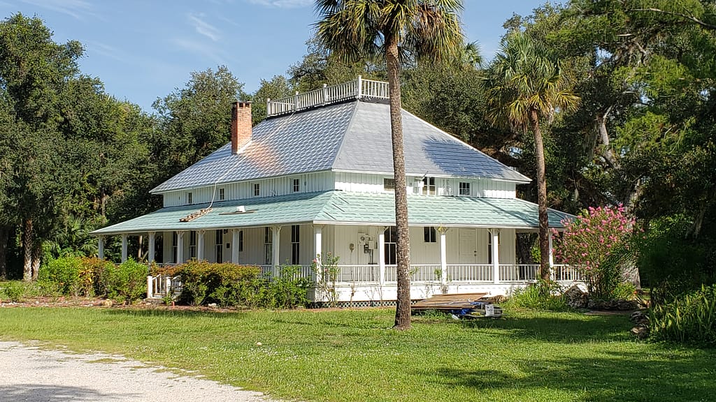 Beautiful Terne Roof on Historic Captain Hendry House - Spengler Industries