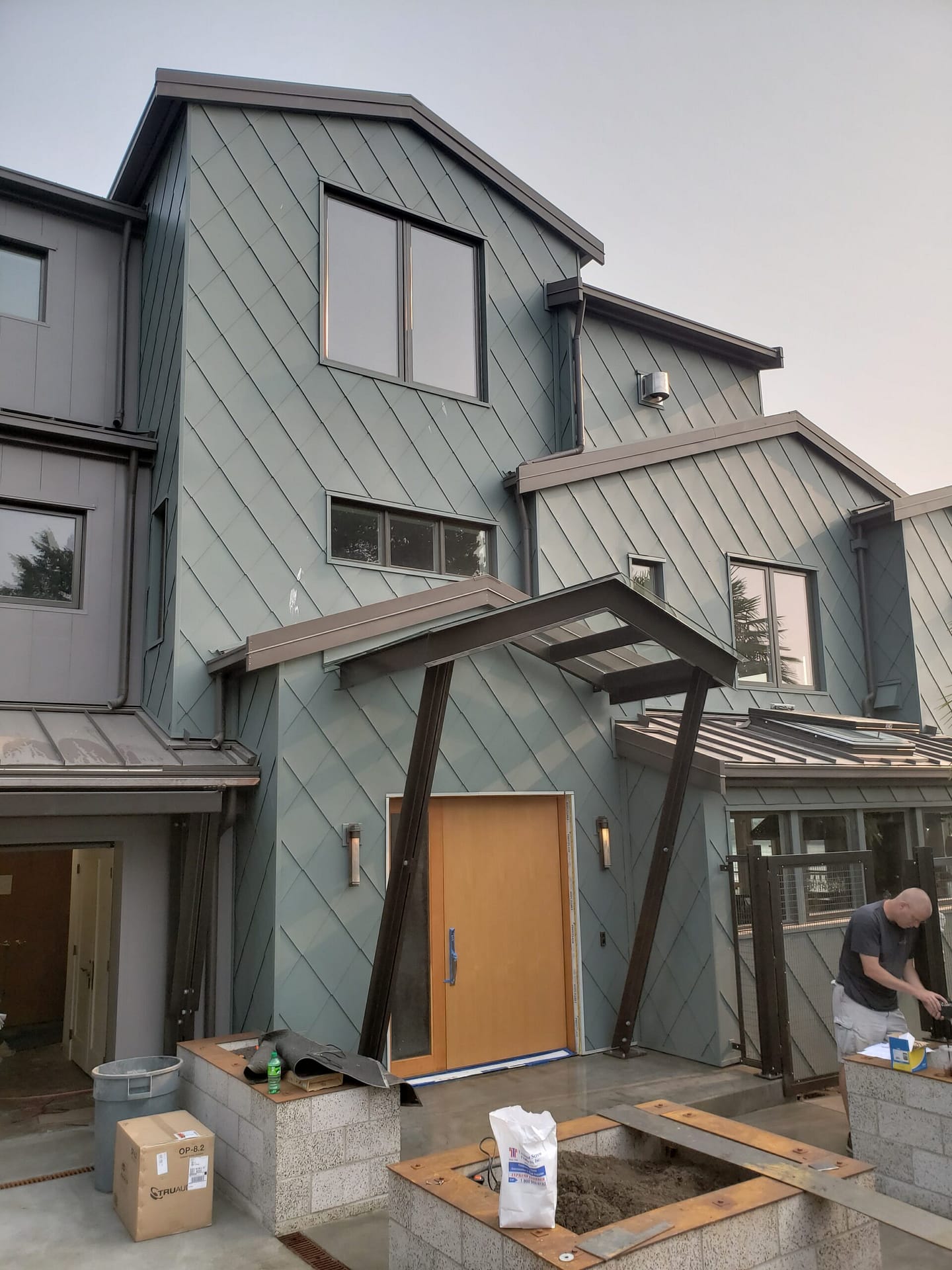 Metal Roofing Solutions for General Contractors | Spengler Industries
